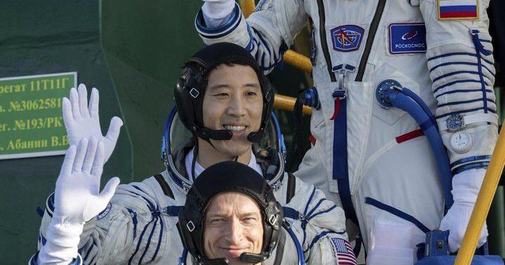 A US-Russian crew of 3 arrives at the International Space Station