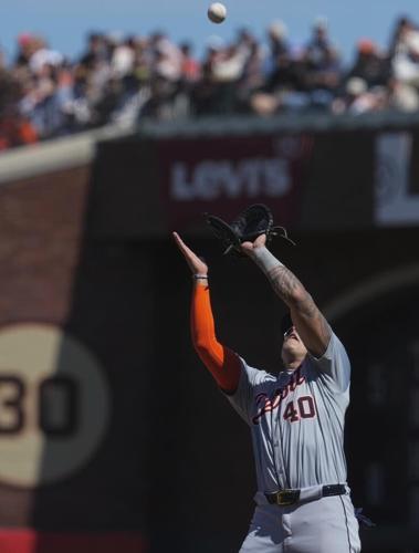 Brett Wisely's 2-run double in the 5th inning powers the Giants to a 3 ...