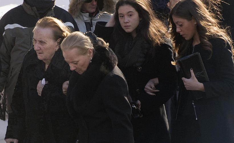 Vito Rizzuto: Mafia boss funeral attended by hundreds