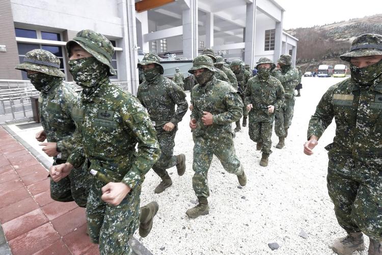 Taiwan’s Tsai thanks troops after China military maneuvers
