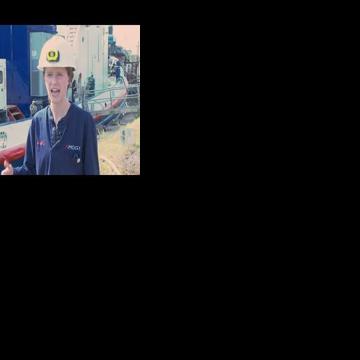 Tugboat powered by ammonia sails for the first time, showing how to cut ...