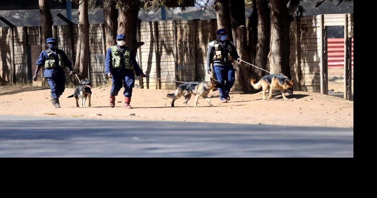 Security agents enforce lockdown in Zimbabwe’s capital