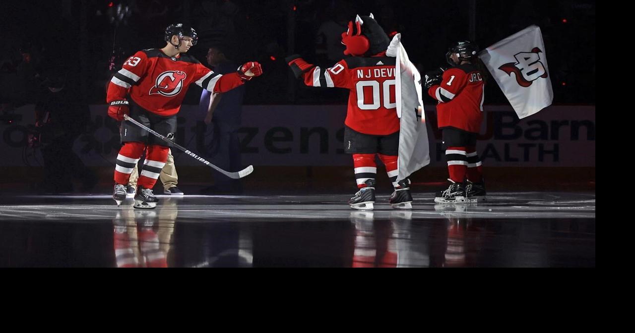 Bruce Boudreau adapts on way to 600 wins as an NHL coach