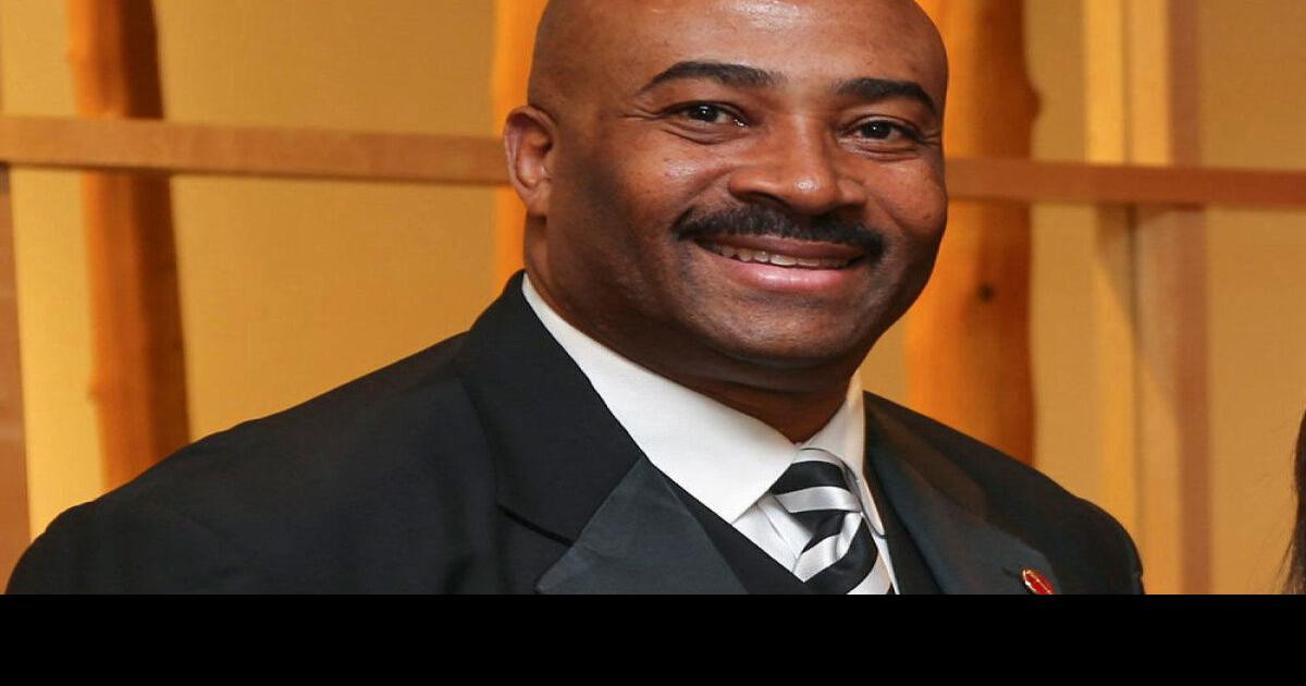 Sen. Don Meredith hires lawyer over sexual relationship allegations