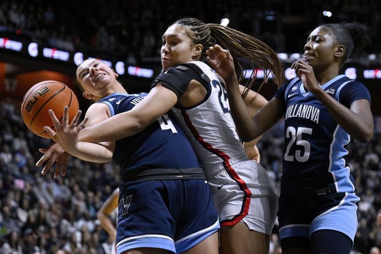 No. 3 UConn turns up defense in second half to rout Villanova
