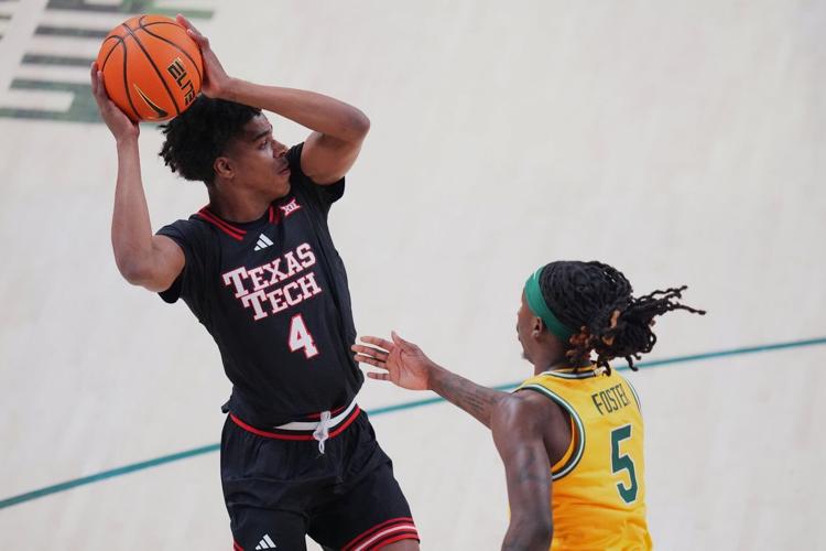 Christian Anderson has 26 points with 8 of No. 12 Texas Tech's record ...