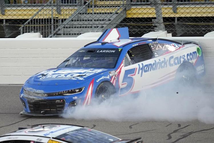 Ryan Blaney wins inaugural NASCAR Cup Series race at Iowa Speedway