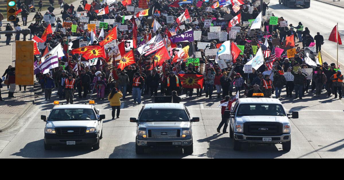 First Nations threaten blockades over transparency law