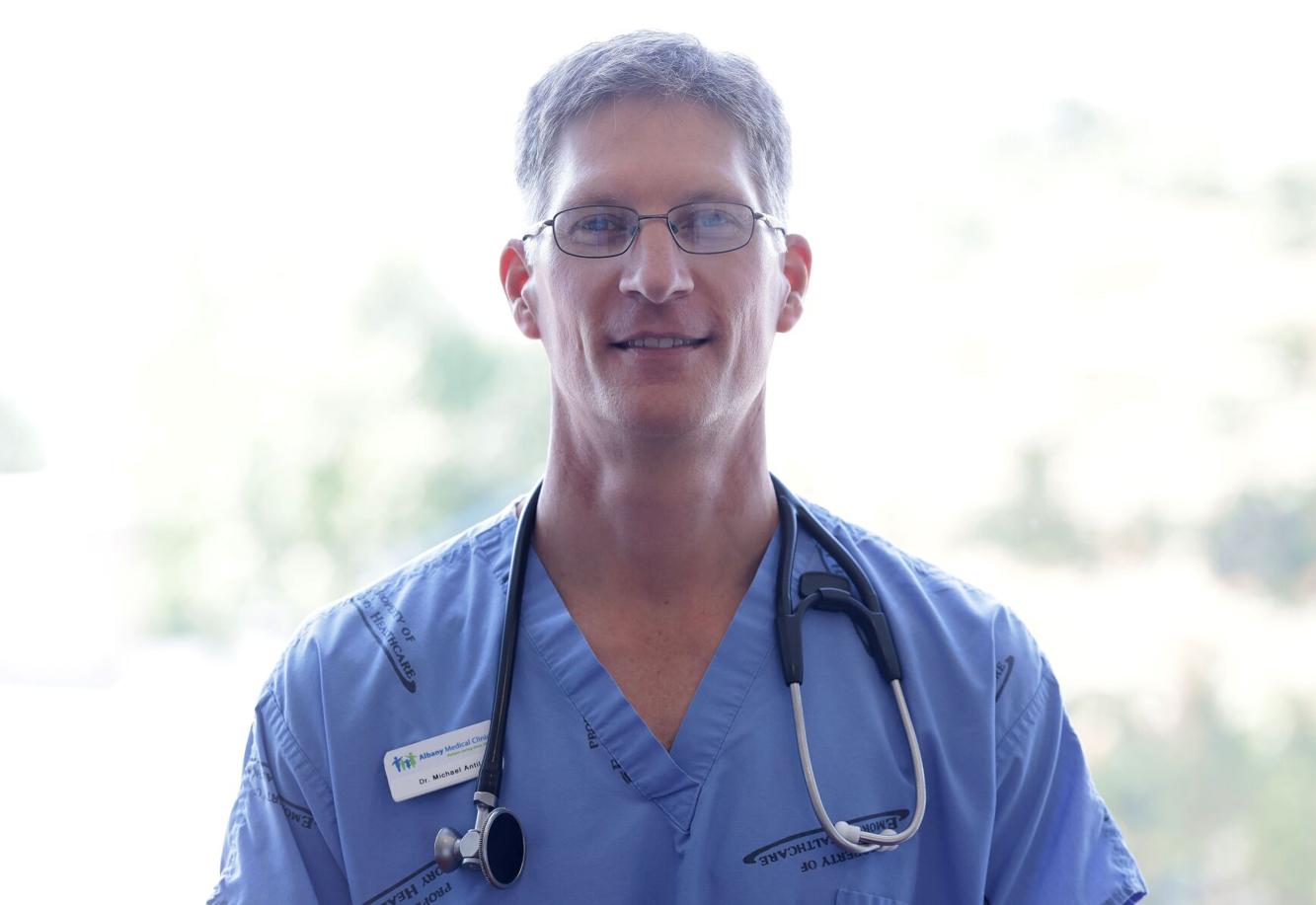 U.S. doctor invited to apply for permanent residency in Canada