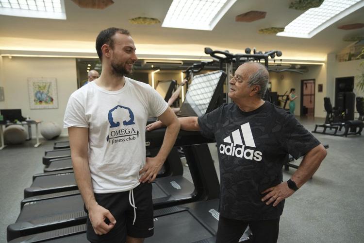 At the gym, the future Pope Leo XIV kept a high heart rate and a low ...