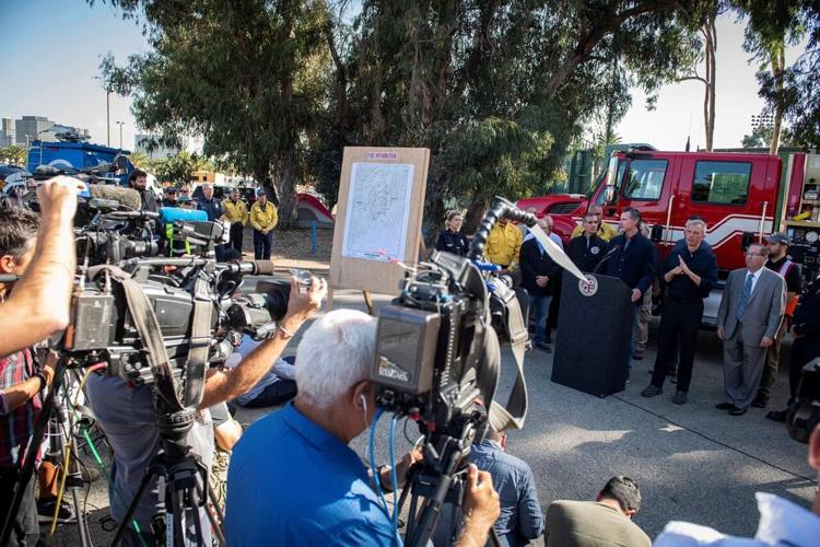 Wildfire erupts near Reagan library in suburbs north of Los Angeles