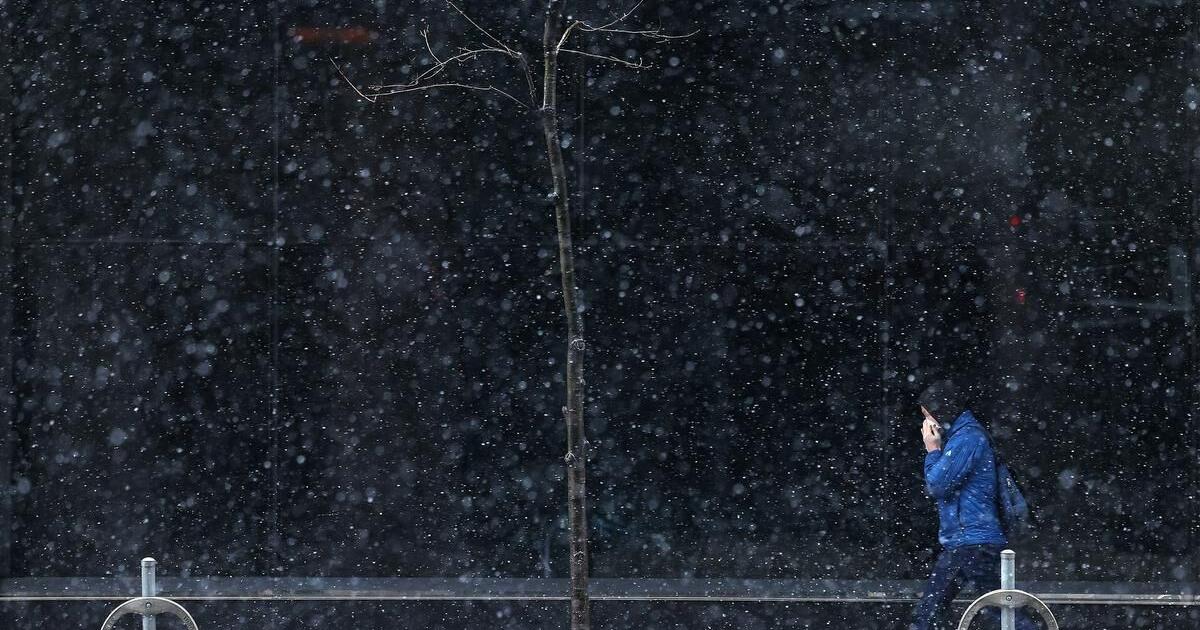 Toronto to see cooler weather, maybe flurries this weekend