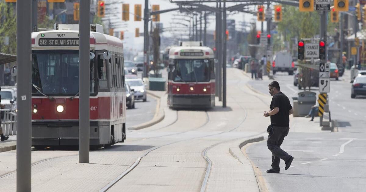 TTC replaces 512 St. Clair streetcar with buses for a year