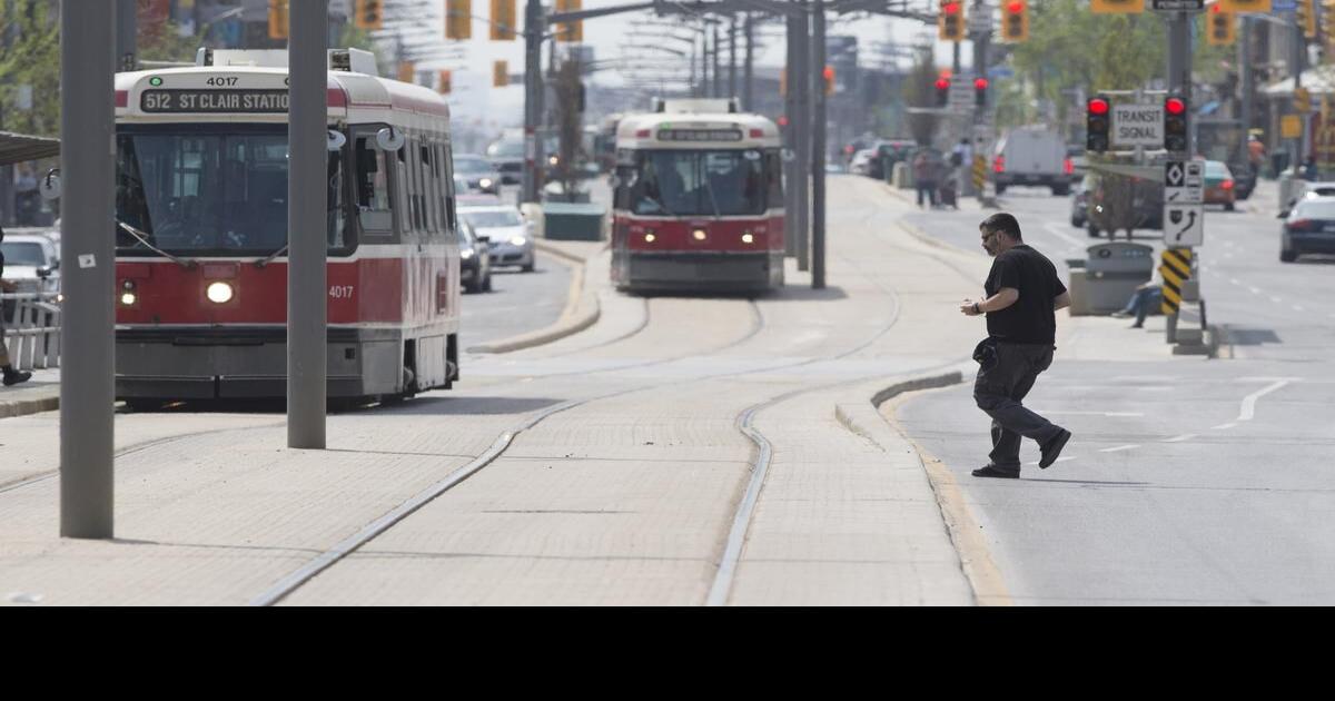 TTC replaces 512 St. Clair streetcar with buses for a year