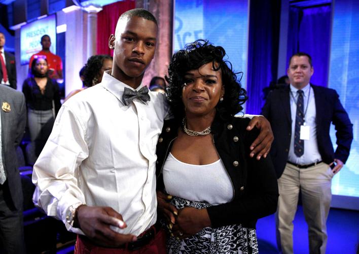 Baltimore’s ‘hero mom’ who slapped son in riots homeless after fire