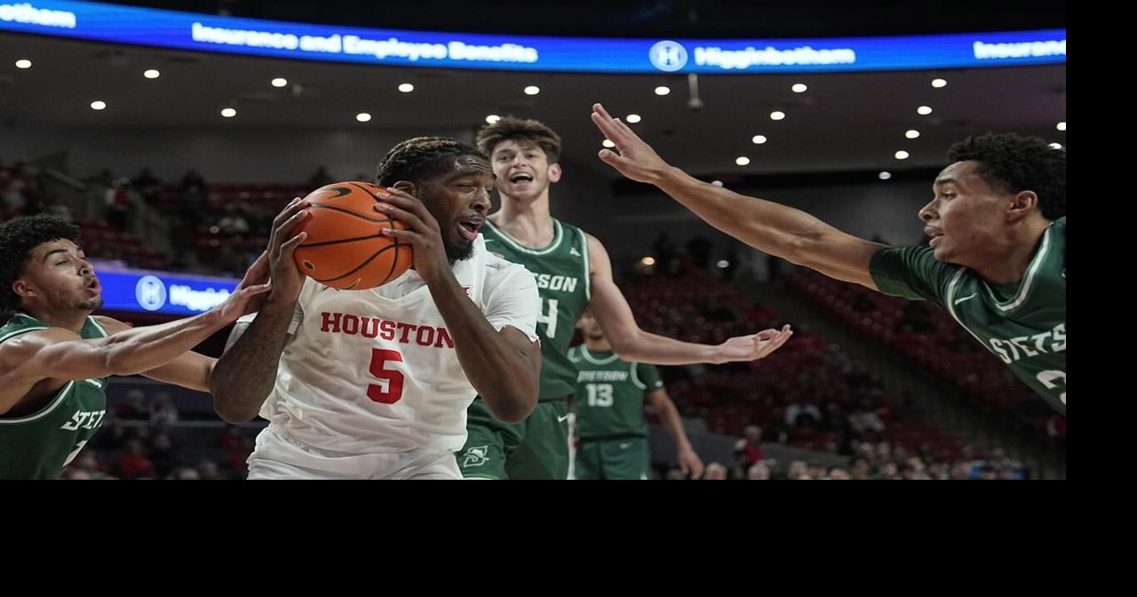 L.J. Cryer scores 21 to lift No. 6 Houston over Stetson 79-48
