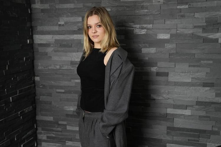 'A star is born': Actor Maisy Stella breaks through in 'My Old Ass'