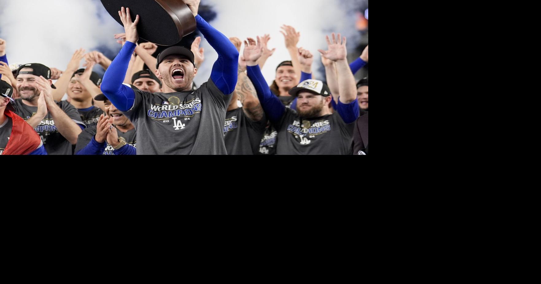 Freddie Freeman on his Canadian roots, plus Dodgers manager Dave Roberts and the Fielding Bible ...