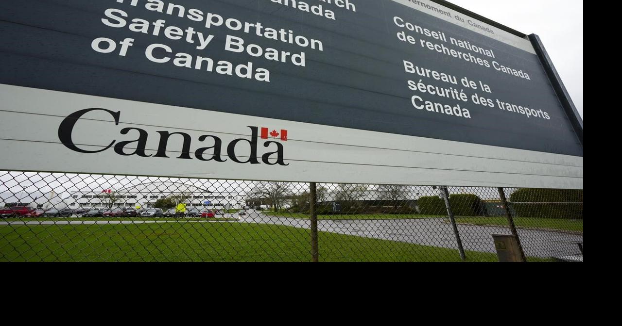 One person dead after DFO plane crash near Corner Brook, N.L.