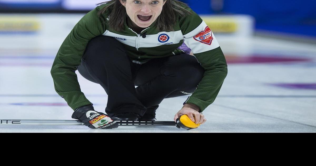 Suzanne Birt battles through to championship round at Tournament of Hearts