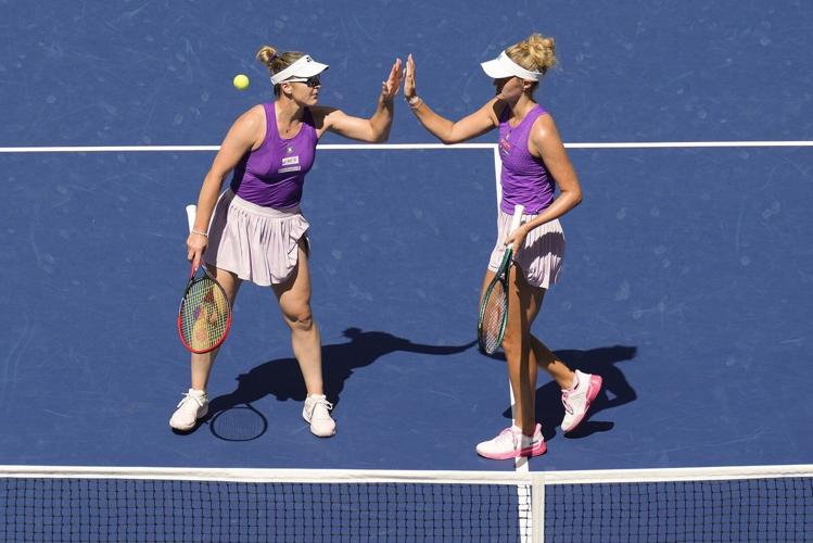 U.S. Open: Dabrowski, Routliffe win women’s doubles title