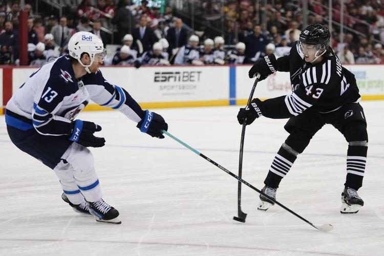 Nikolaj Ehlers, Kyle Connor score as the Jets pull away for a 6-1 win ...
