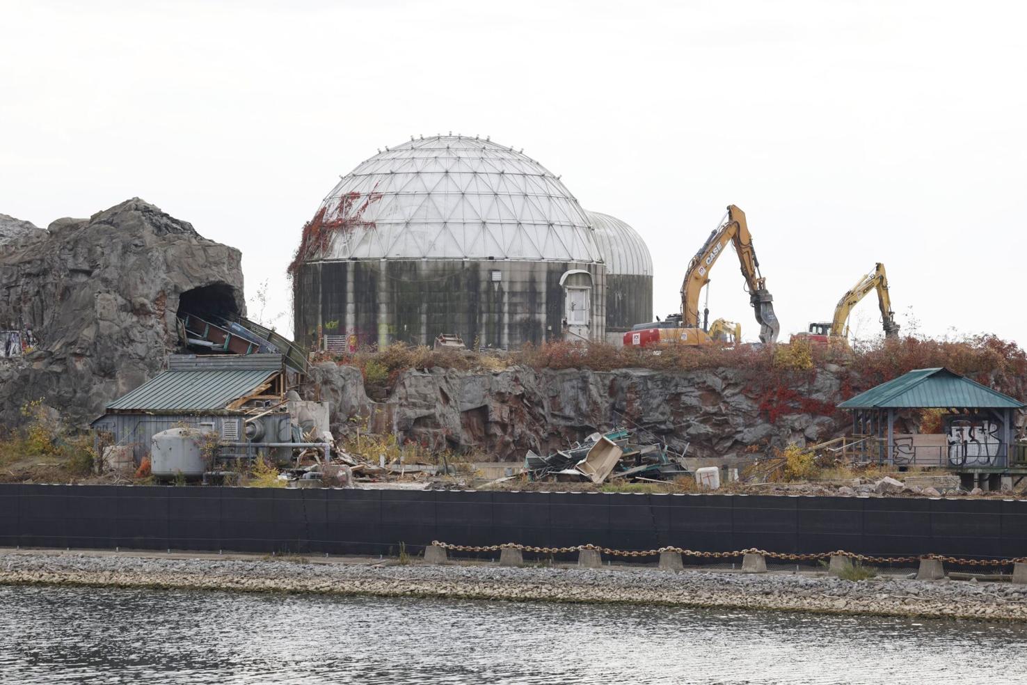 Ontario Place demolition draws attention from onlookers