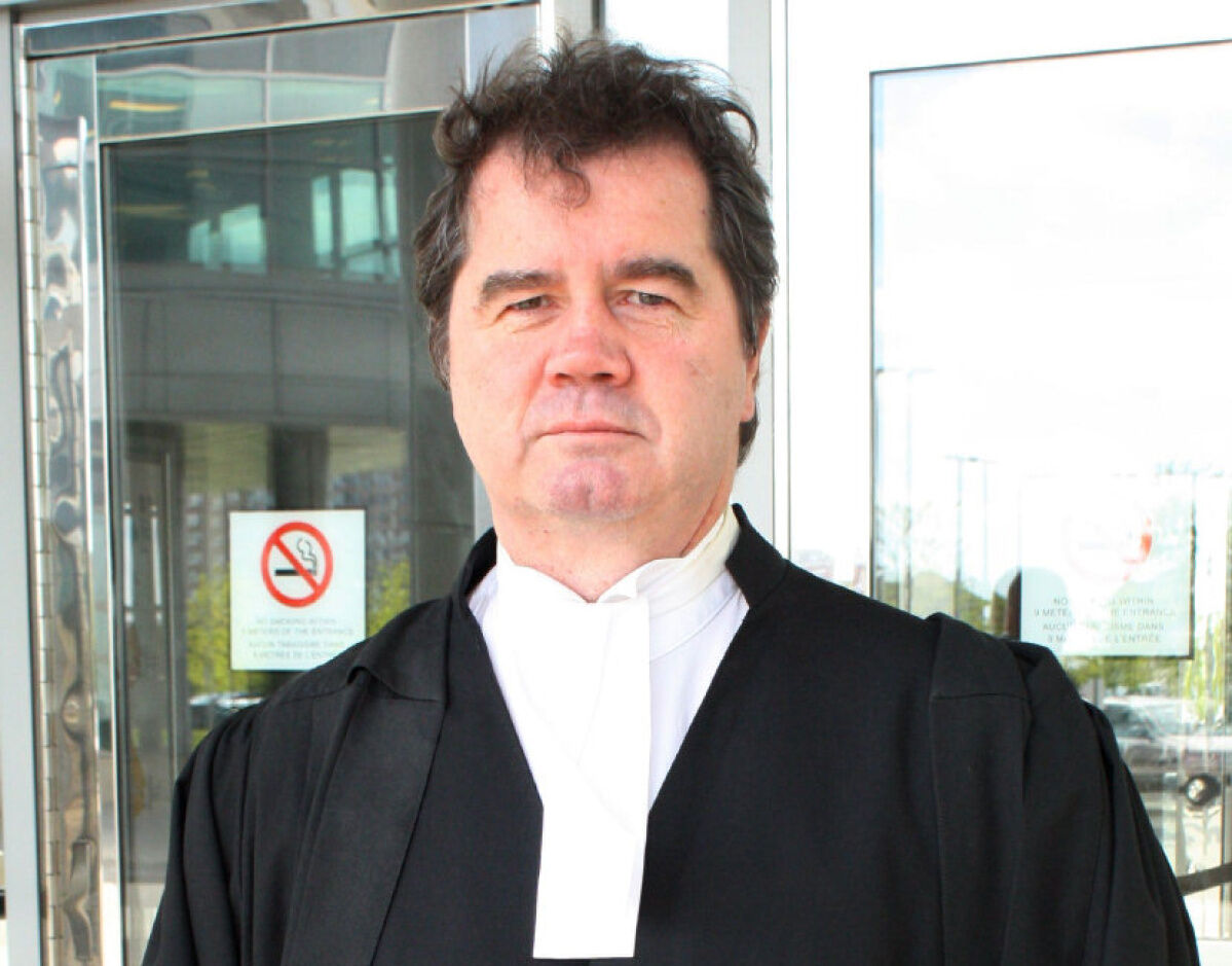Harassment and assault charges against former Crown prosecutor dropped