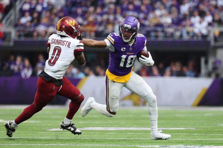 Vikings relish 'reassuring' performance for McCarthy in team-wide romp ...