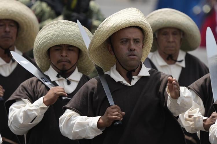 Mexican president defends inclusion of Russian military contingent in ...