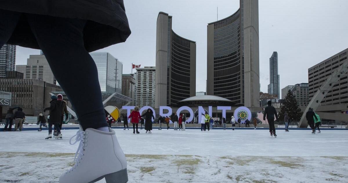 Toronto residents brace for snow melt and scattered showers