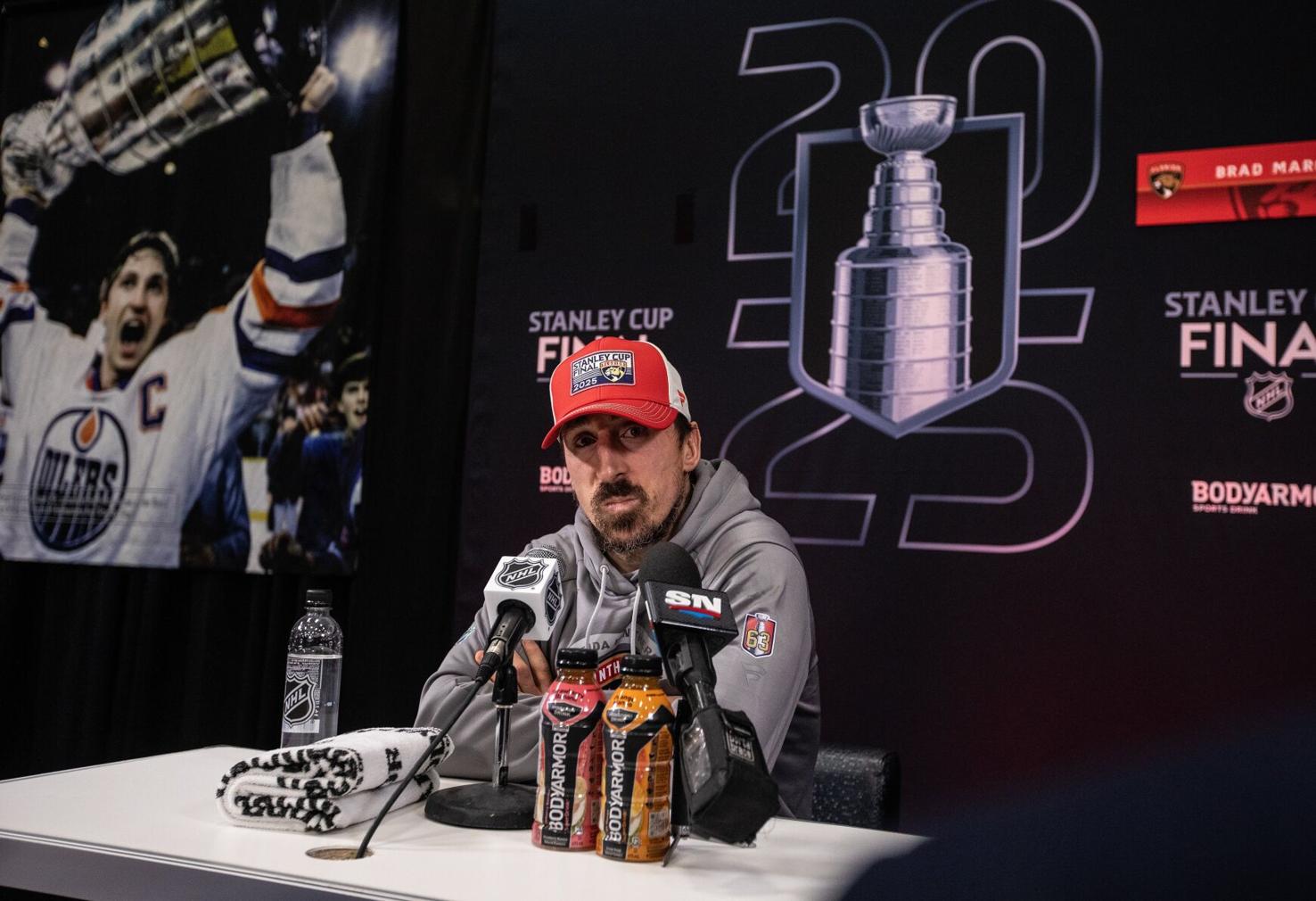 Forget Bennett. Maple Leafs need Marchand in NHL free agency