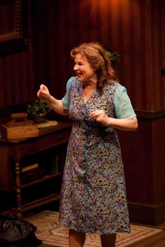 Linda Kash to return for Lost in Yonkers finale