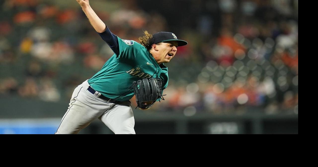 Mariners score 7 in the 8th to cap a 13-1 win over the Orioles