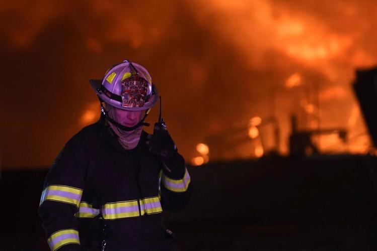 Fire destroys landmark paper plant amid frigid weather