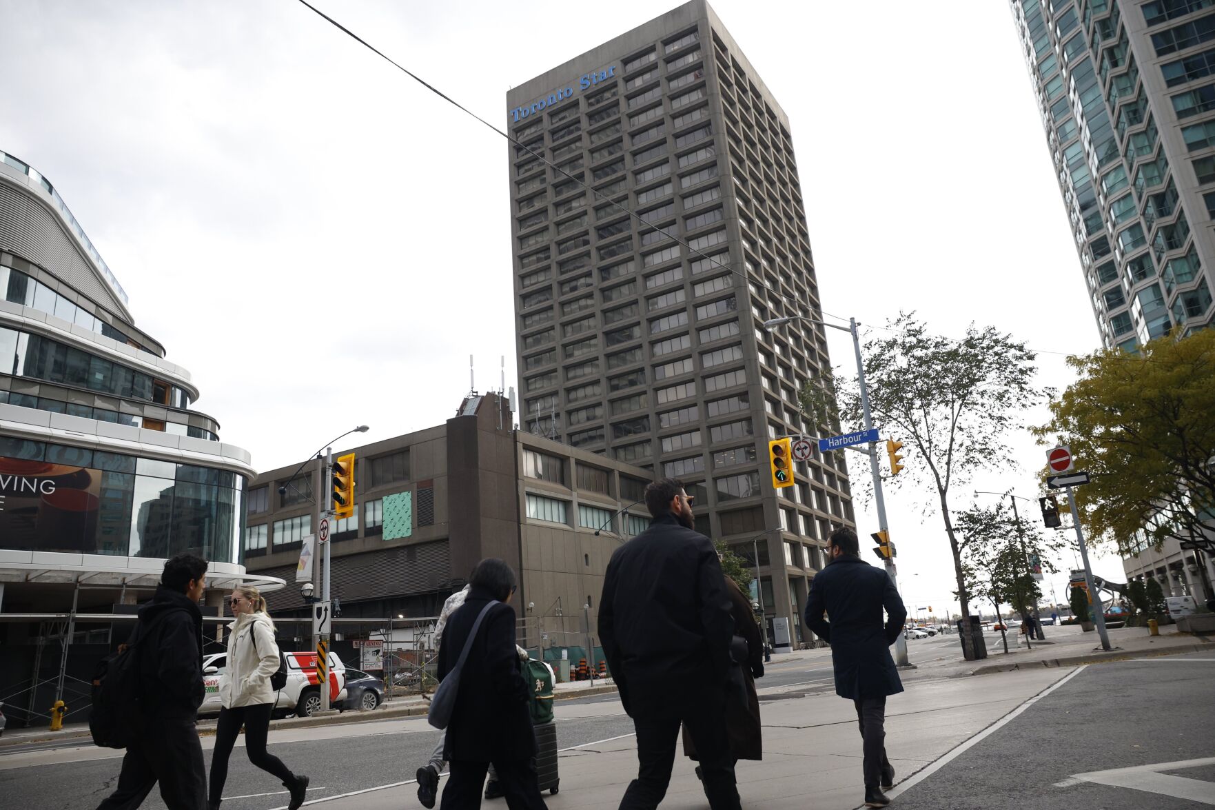 Old Toronto Star building at 1 Yonge set to be luxury hotel