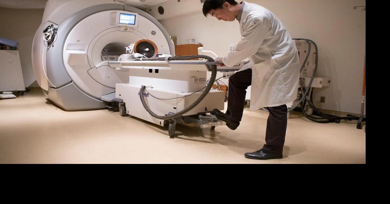 Ontario seeks more private MRI, CT clinics for public scans