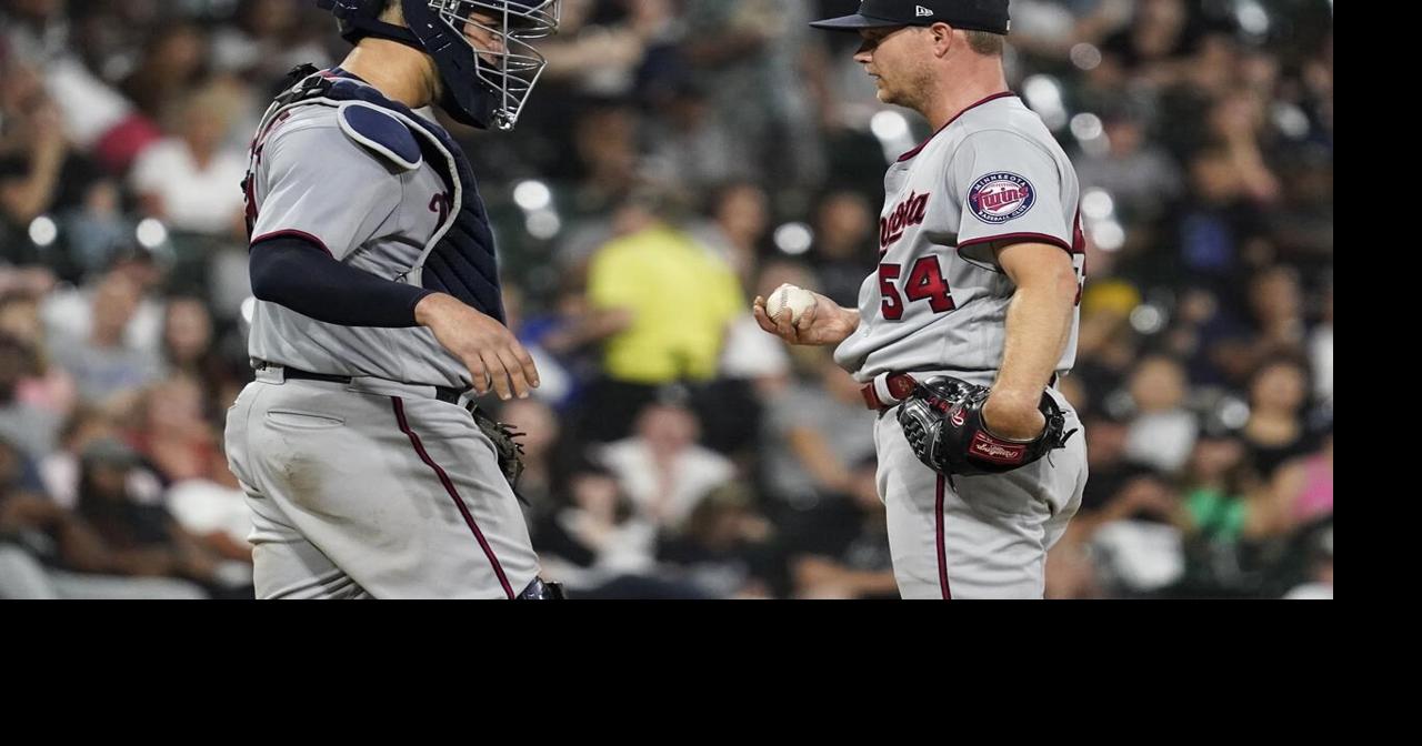 Abreu drives in winning run in 9th, ChiSox beat Twins 4-3