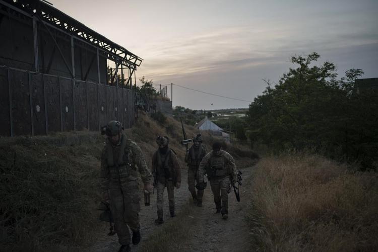 How Ukrainian special forces secured a critical Dnipro River crossing ...