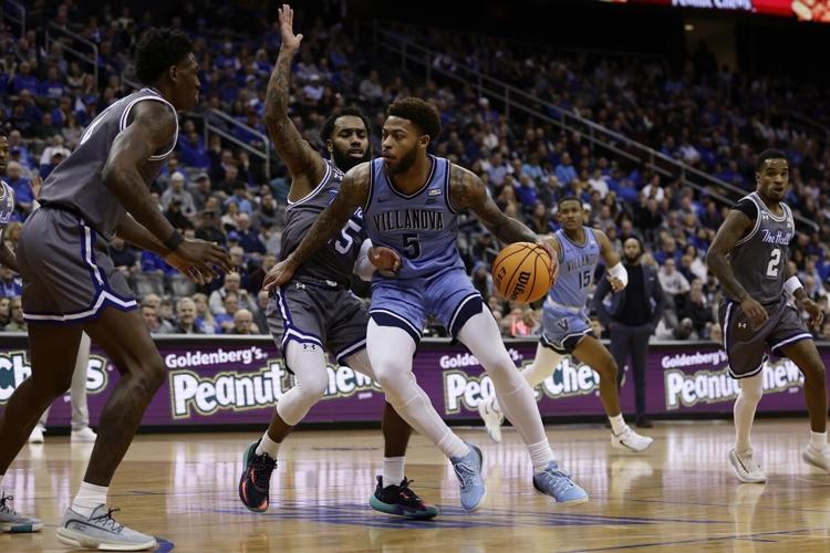 Moore and Villanova take down Seton Hall 76-72