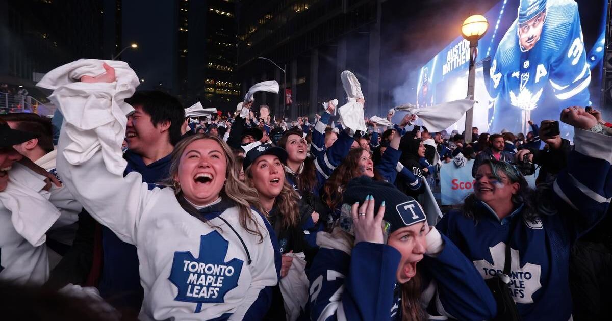 TTC boards the Leafs train, adds extra service ahead of game