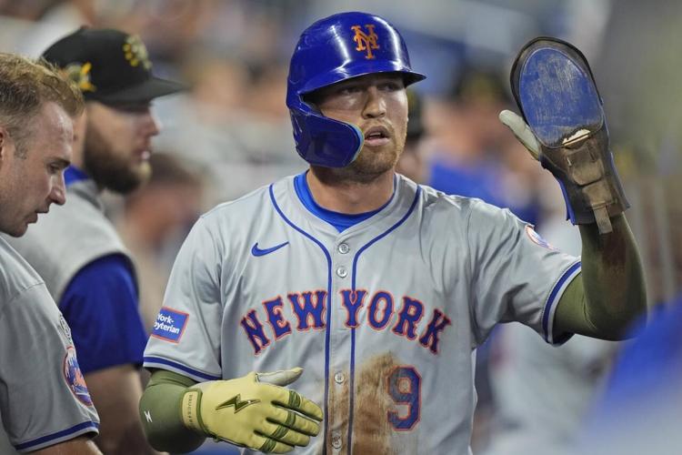 Bell hits tying homer as Marlins score 4 in 9th off struggling Díaz and ...