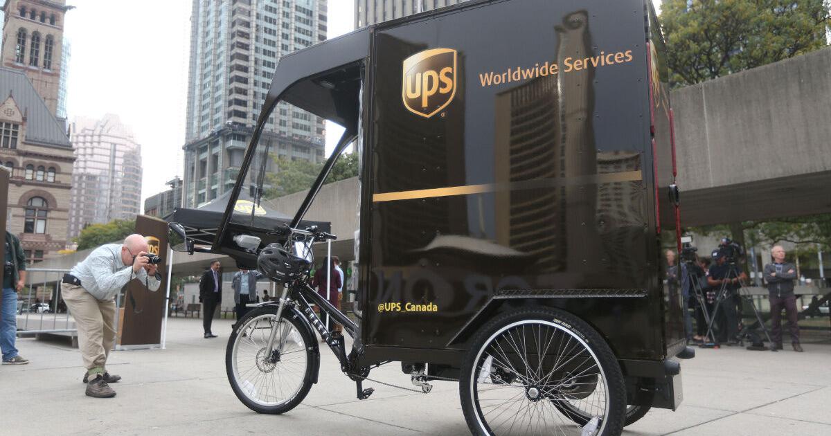 UPS to test cargo bikes for deliveries in Toronto