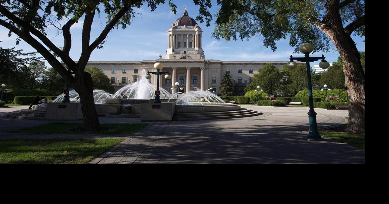Winners of recent Manitoba elections have seen sizable majority governments
