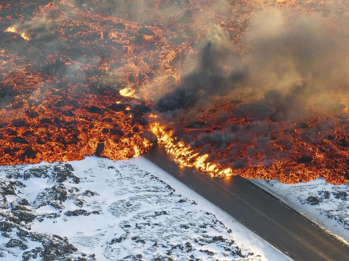 iceland volcano warning