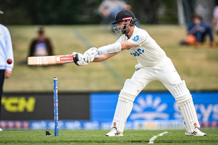 Devon Conway passes 200, New Zealand tops 400 in the 2nd test against ...