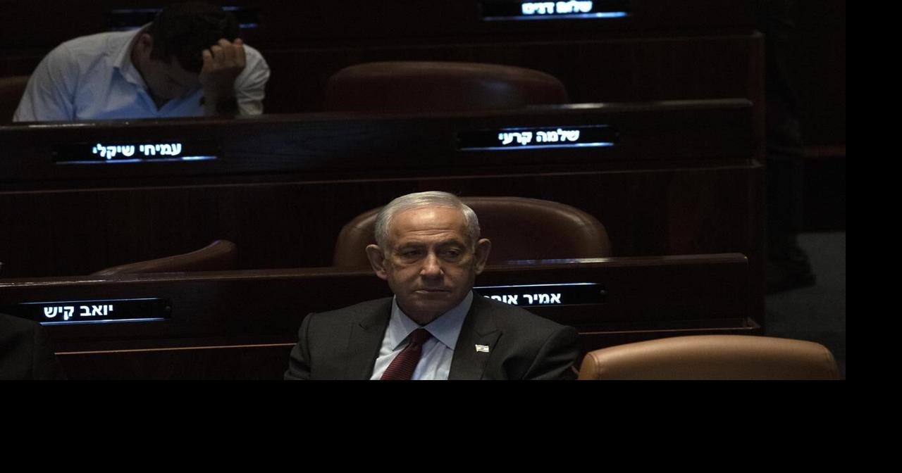 Netanyahu, set to return to office, eyes deal with Saudis