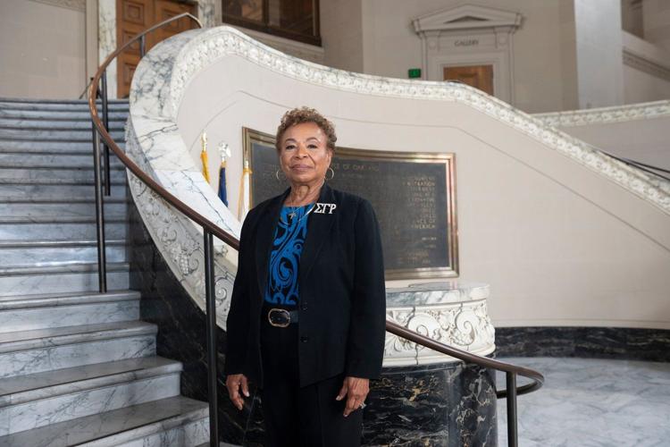 Oakland's new mayor Barbara Lee fights high crime and tells federal law ...