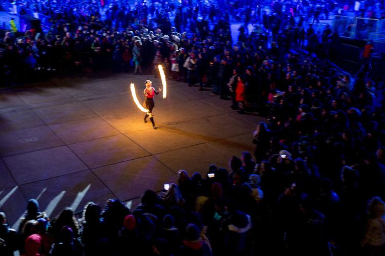 Holiday season begins with Toronto's Cavalcade of Lights