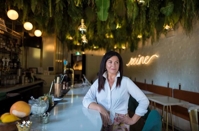 How much should you tip for a meal? Foodies offer advice for the COVID ...